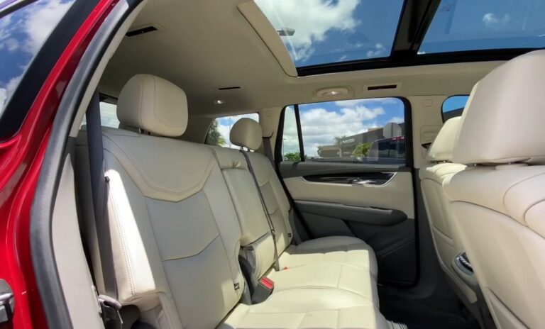 2020 Cadillac XT6 Interior ─ Photos, Model Overview - Woodland Hills GM